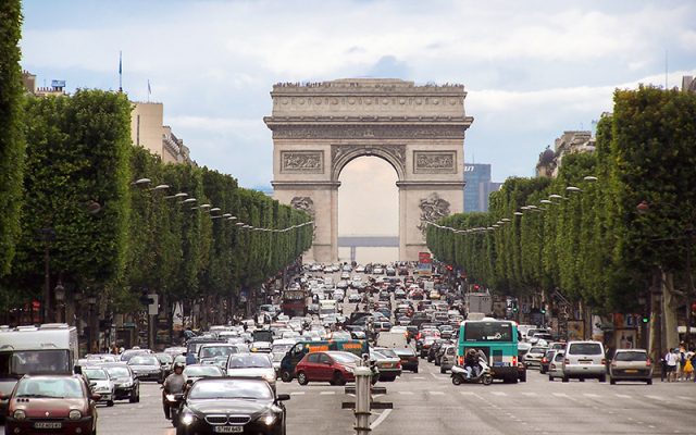 Cennet Yeri Şanzelize: Champs-Élysées, Paris | yoldaolmak.com